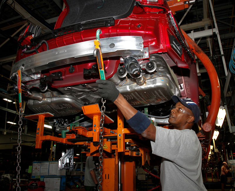 Tenneco Supplies Key Ride Performance, Clean Air Technologies for All ...
