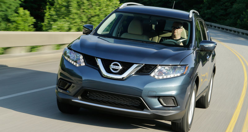 Nissan Rogue crossover's hot sales continue as it readies for 2016 with ...