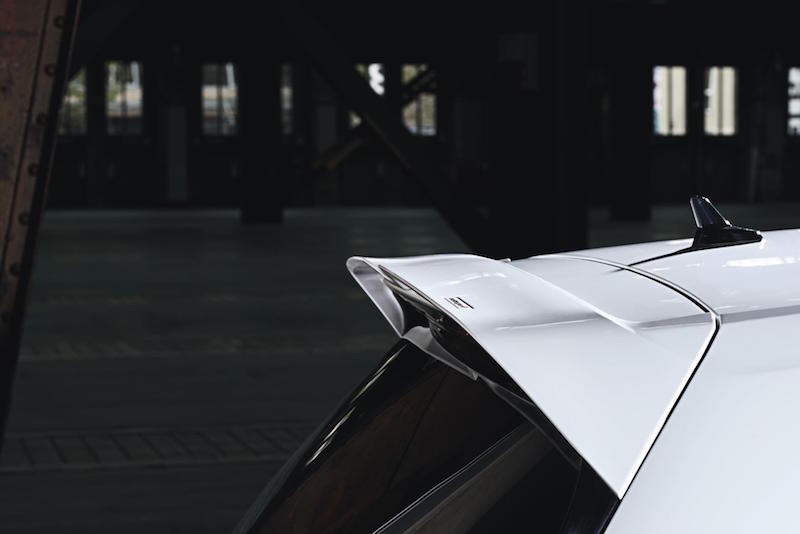 Volkswagen Performance Golf: individual style with new Oettinger body ...