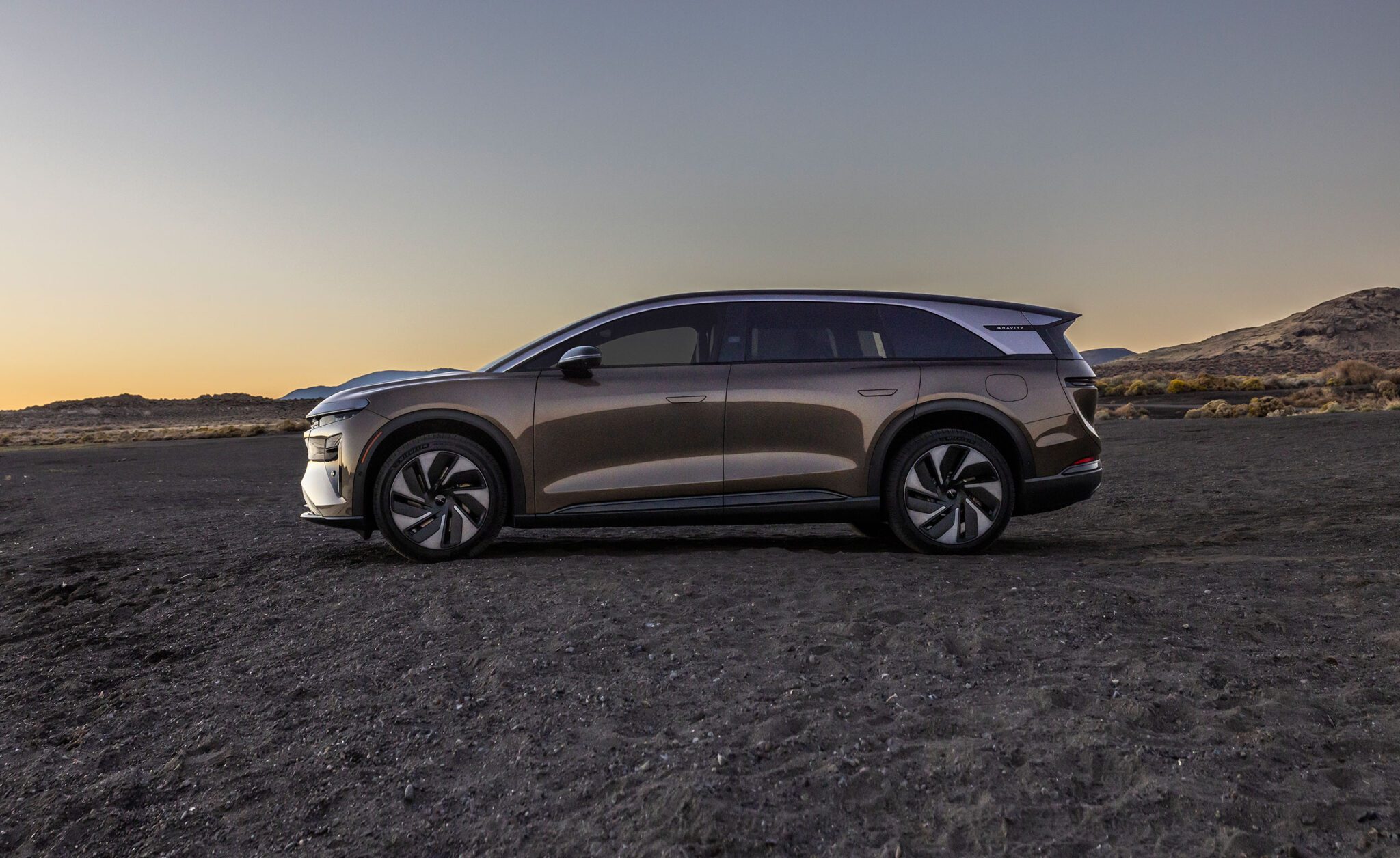 Lucid unveils Gravity Touring electric SUV | Automotive World