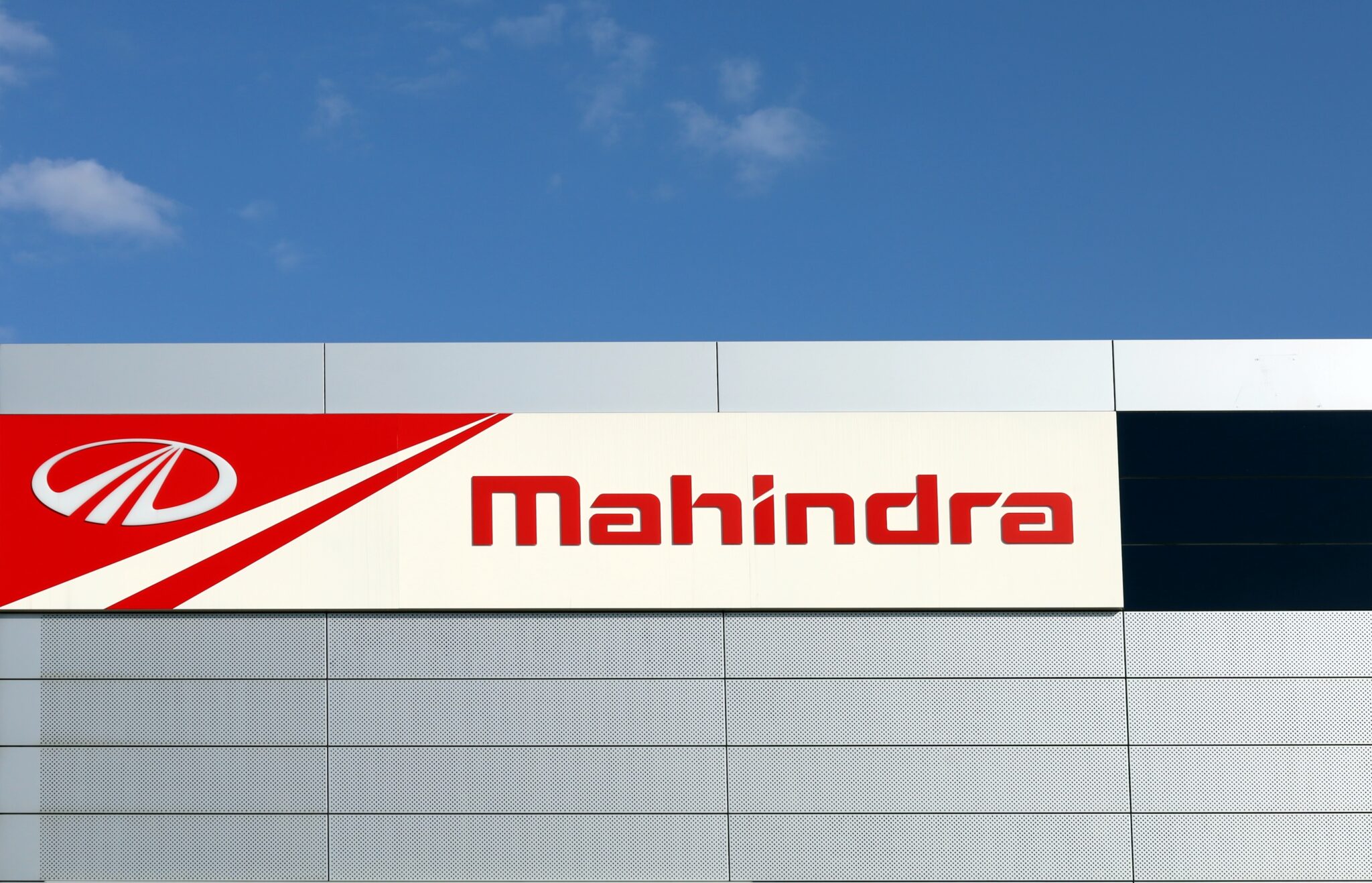 Mahindra inaugurates 180kW charging network in India | Automotive World