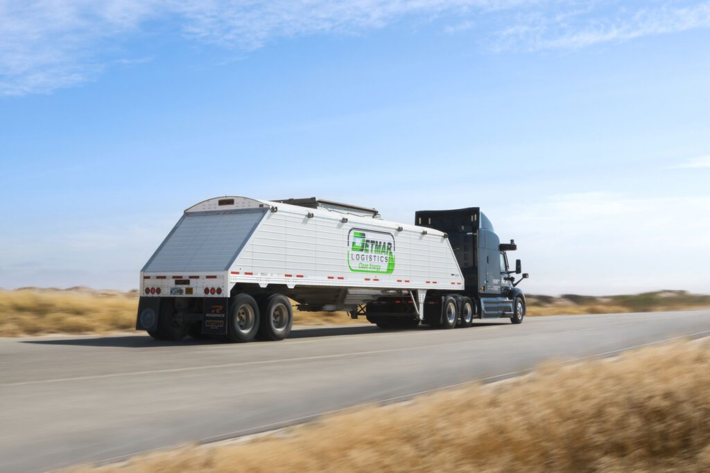 Aurora and Detmar to deploy autonomous trucks | Automotive World