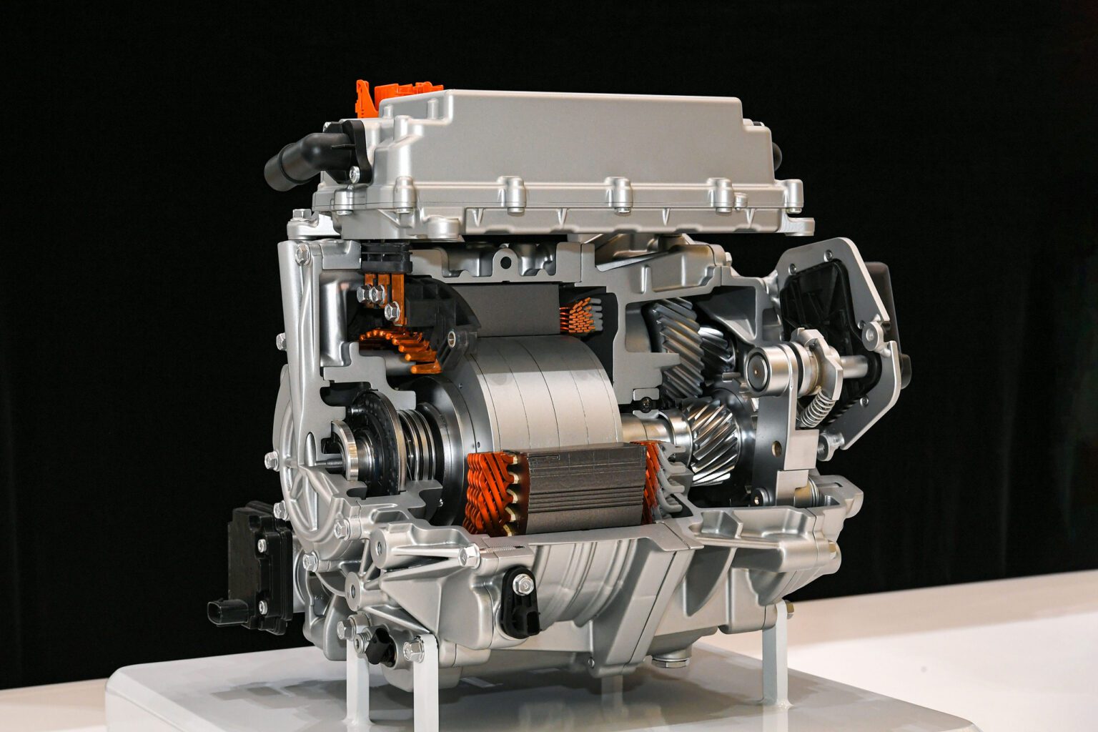 Hyundai Mobis adds 160 kW EV drive unit to range | Automotive World