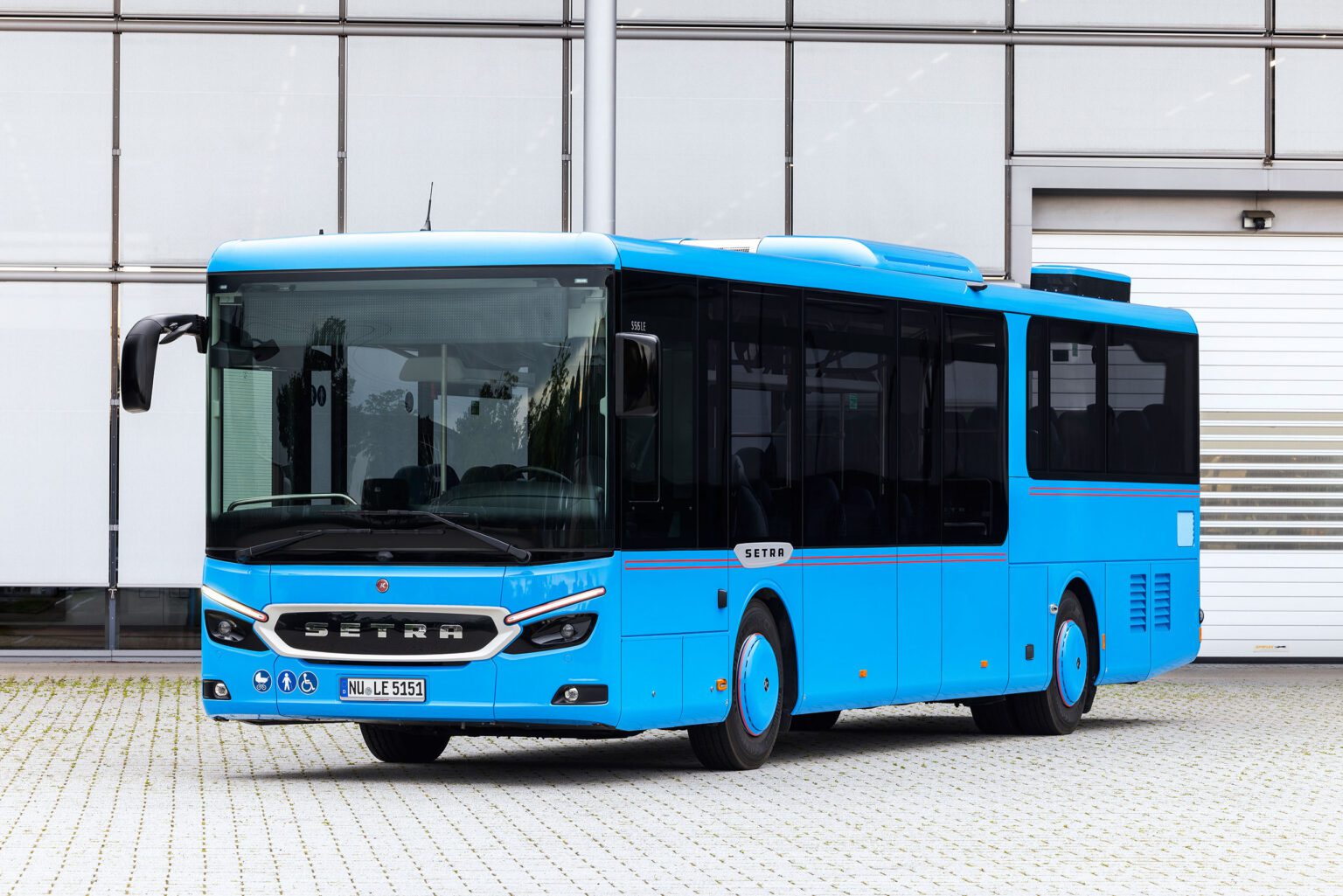 Setra MultiClass S 515 LE hybrid enters Bus Euro Test 2026 | Automotive ...