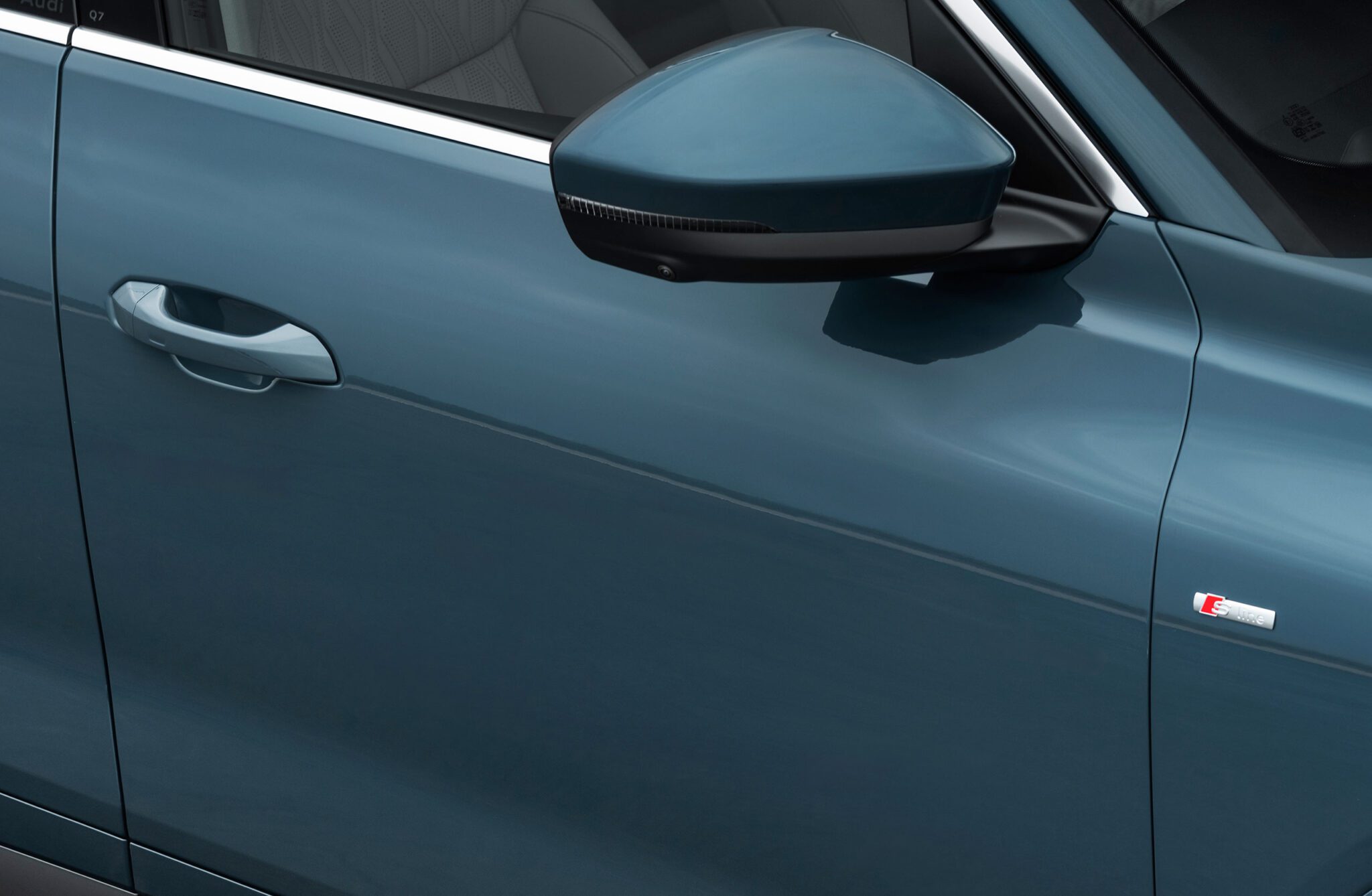 Audi announces third-generation Q7 for summer 2026 debut | Automotive World