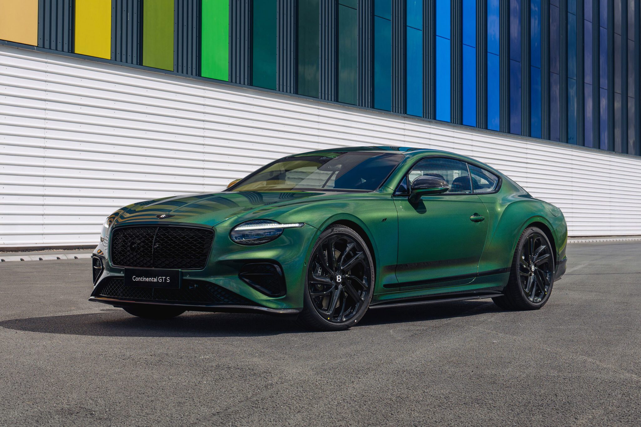 Bentley opens new Crewe Paint Shop with AGV technology | Automotive World