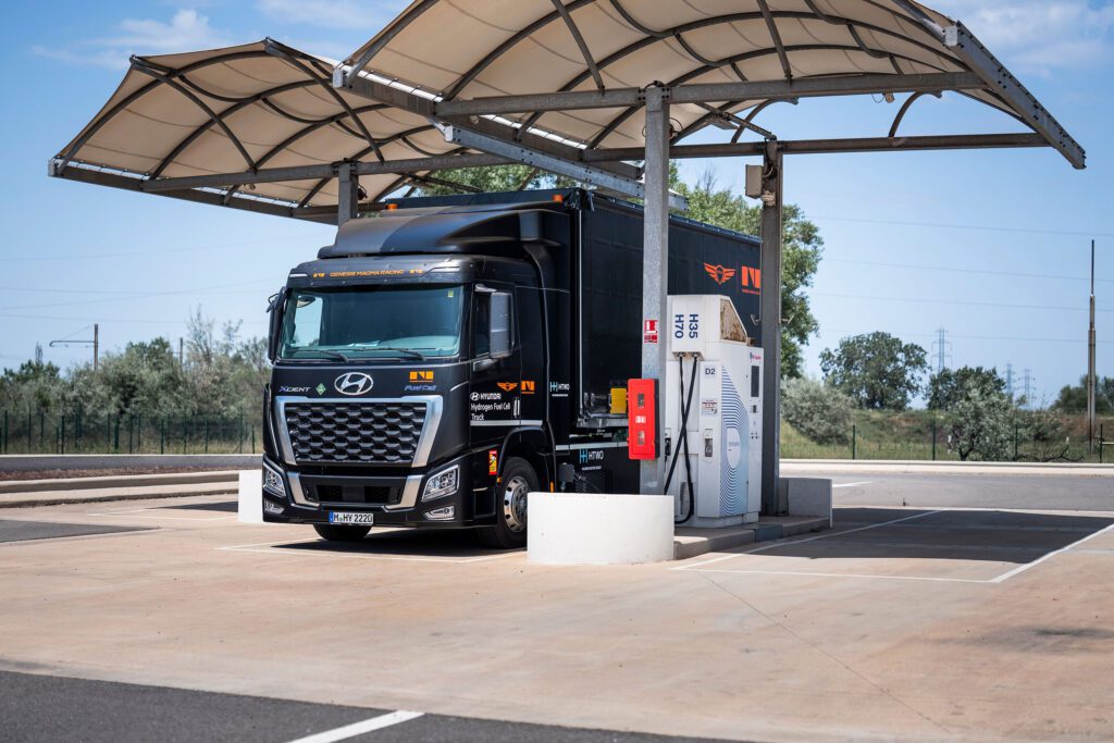 Hyundai deploys hydrogen truck and robotics at Le Mans | Automotive World